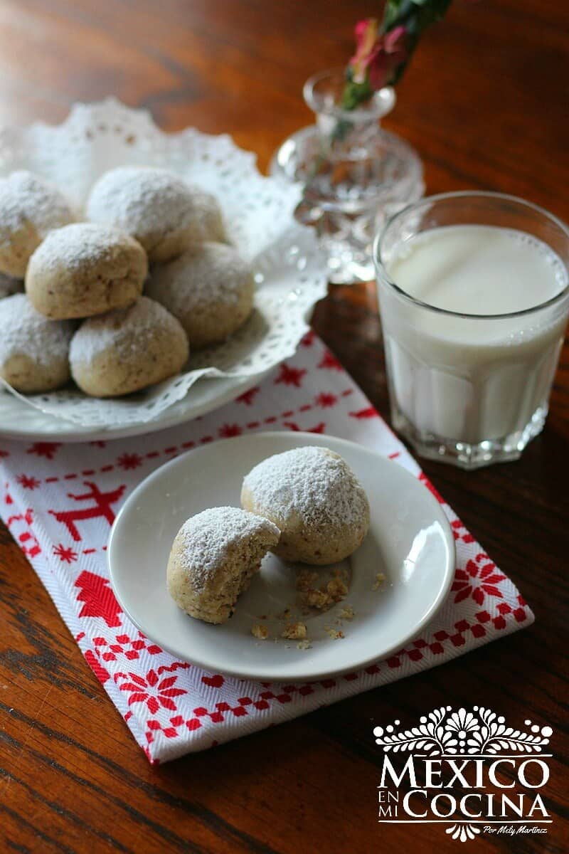 Galletas de Nuez, Bolitas de nuez o besitos de nuez