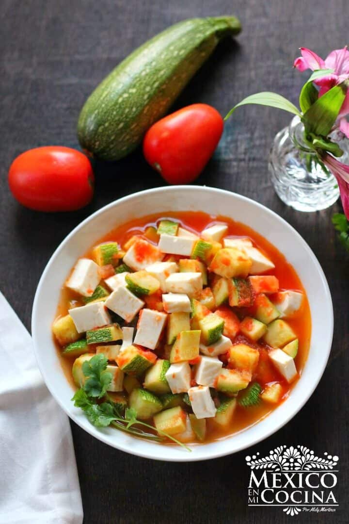 Cómo hacer Calabacitas con Queso (Receta fácil y divertida)